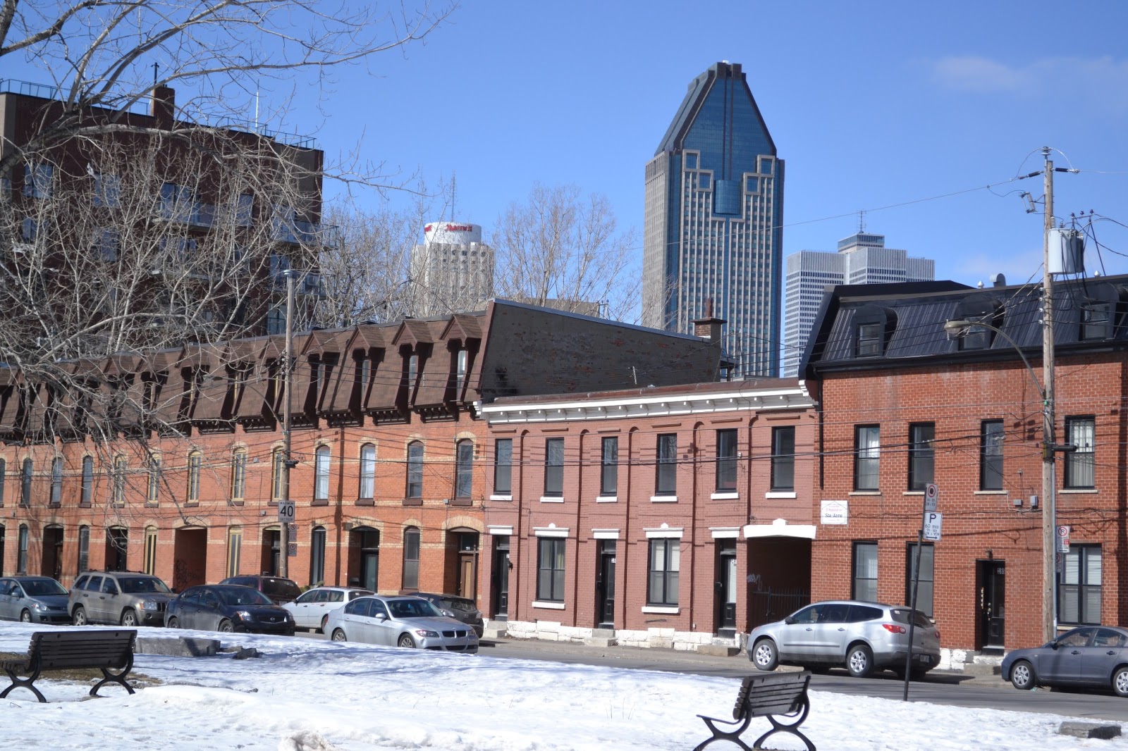 équilibre instable: griffintown Montreal - hommage aux irlandais - in ...