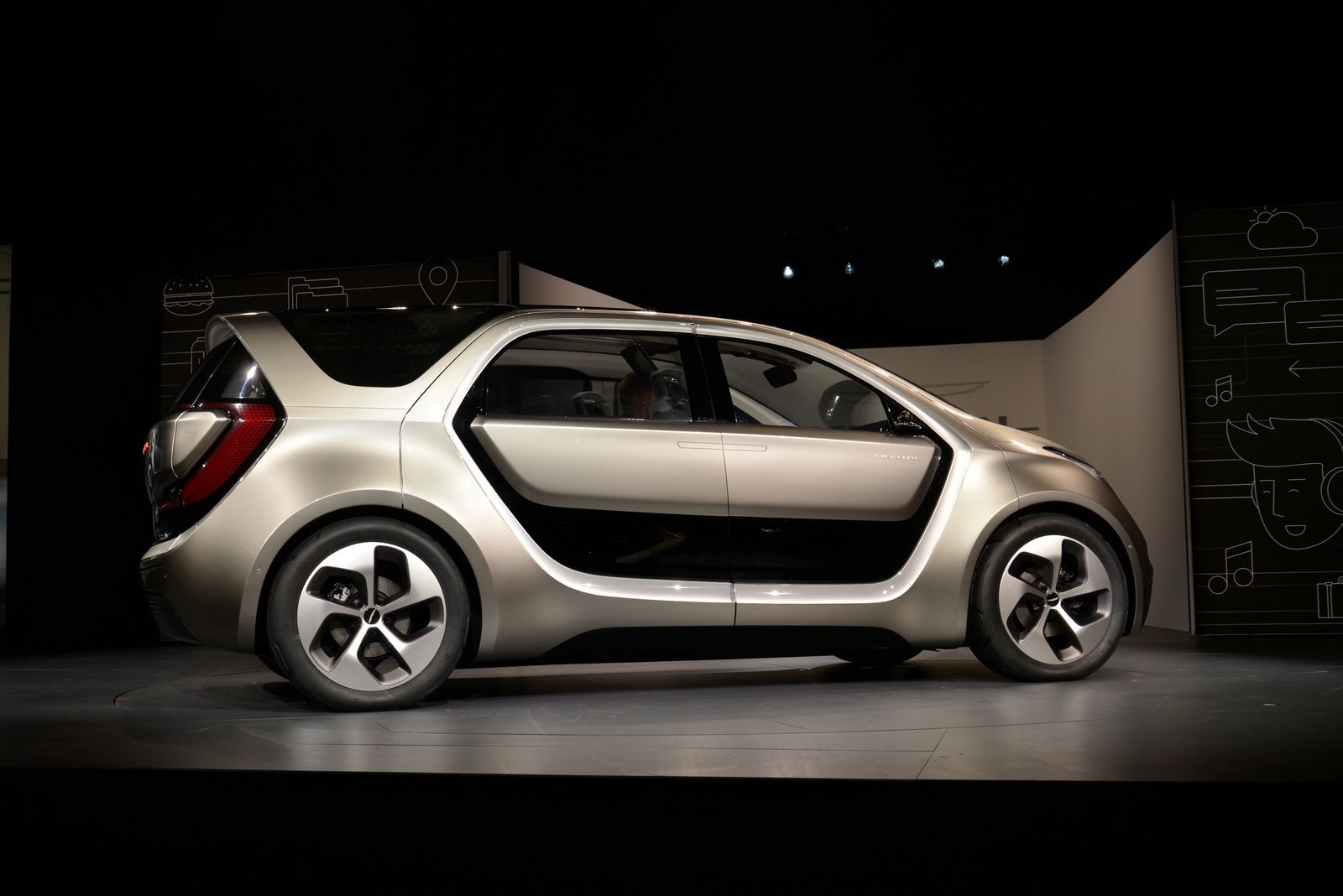 Chrysler's Portal Electric Minivan Concept Celebrates World Debut At ...