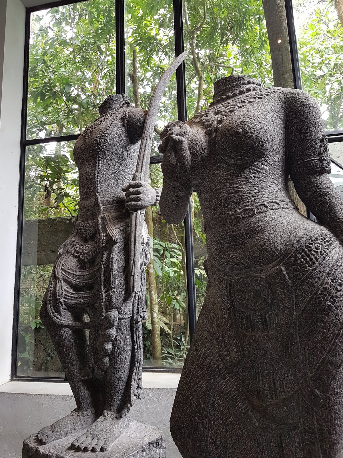 Museum Terbaik Indonesia : Ullen Sentalu | Chara Wanderlust