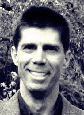 ENTREVISTA A PABLO PALAZUELO: Autor de "Nunca es tarde para morir" ~ El ...