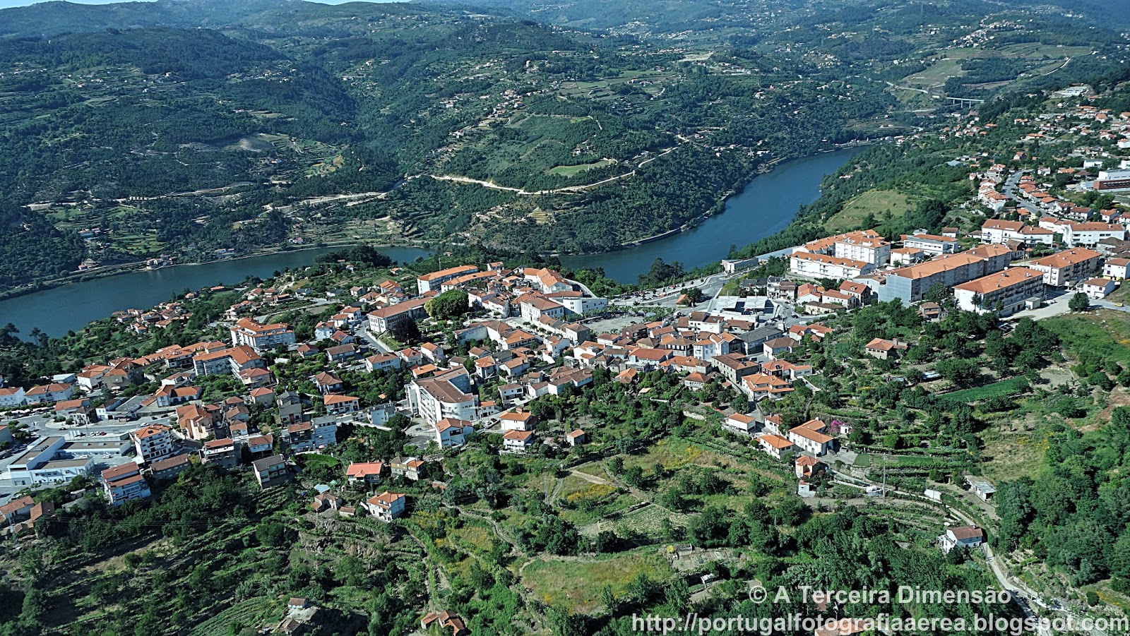A Terceira Dimensão: Resende