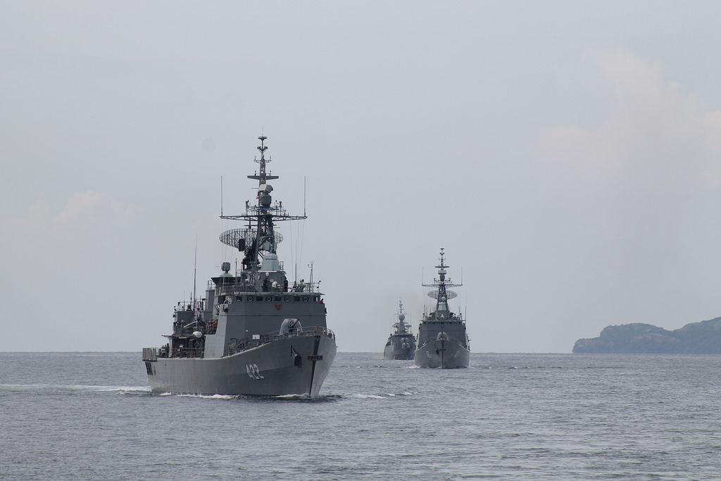 THAIDEFENSE-NEWS: CARAT Thailand-Ship Formations