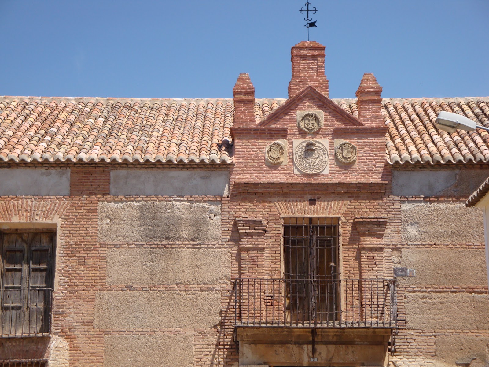 CAMPO DE CALATRAVA: PALACIO DE CLAVERÍA. Aldea del Rey.