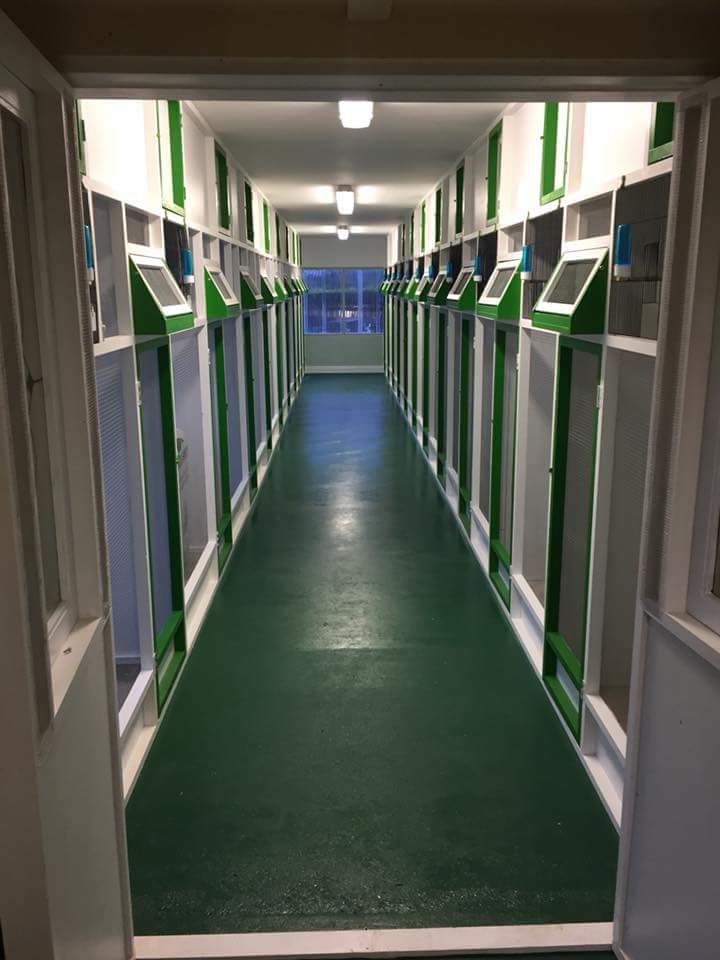 Greek Yorkshire Canaries: The buliding of the amazing aviary of James ...