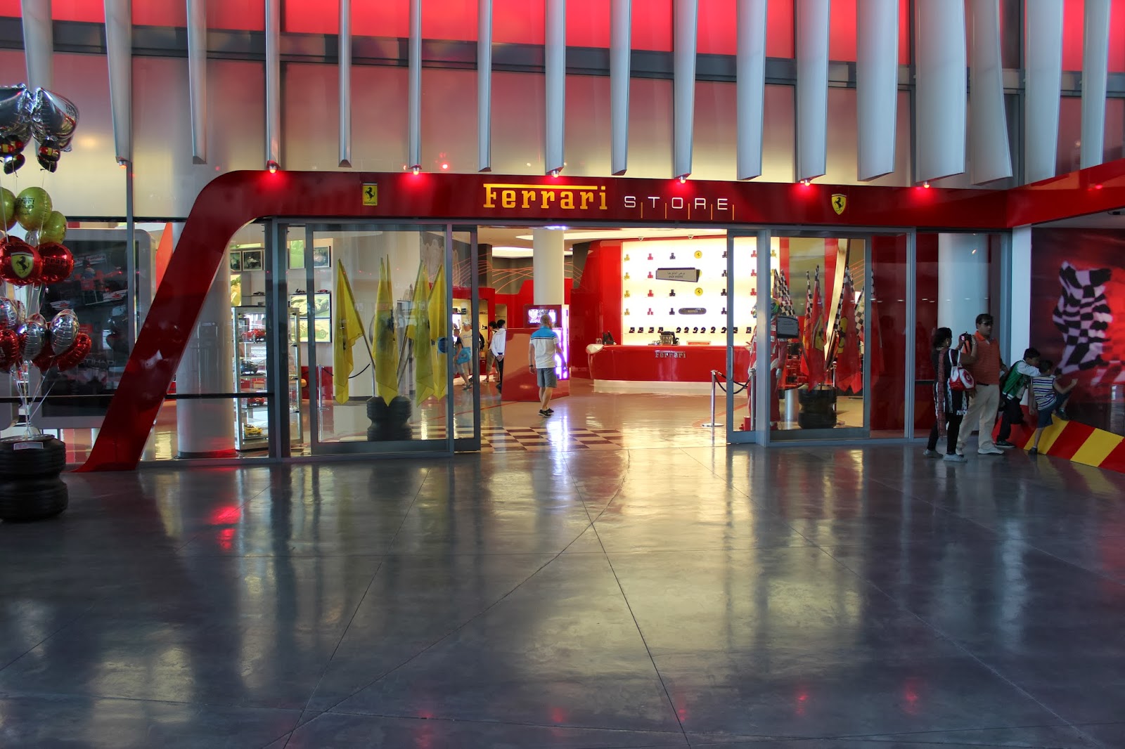 F1 - 4 - LIFE: My trip to Ferrari World last month