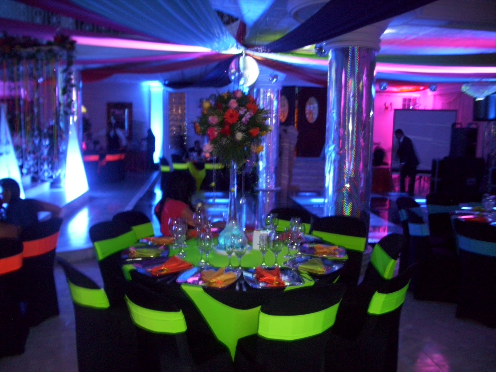 Salón Cascajal - Casa # 5: Temática Neón