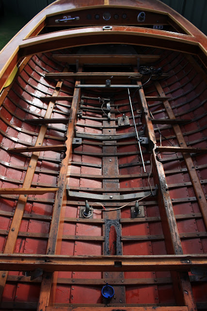 AUSSIE SKIBOATS: MICK'S TIMBER LADY