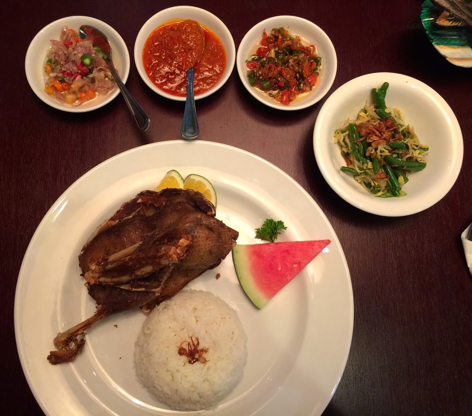 Inspirasikukeni: Bebek Bengil, bebek crispy dengan resep original khas ...