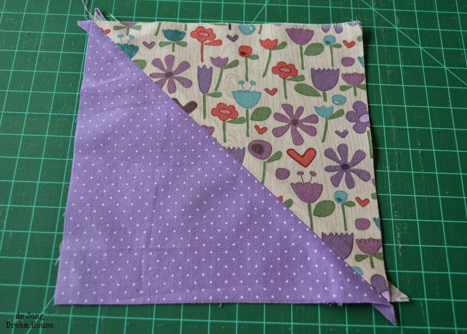 de Jong Dream House: Quilt #6: Molly's Monogram Quilt