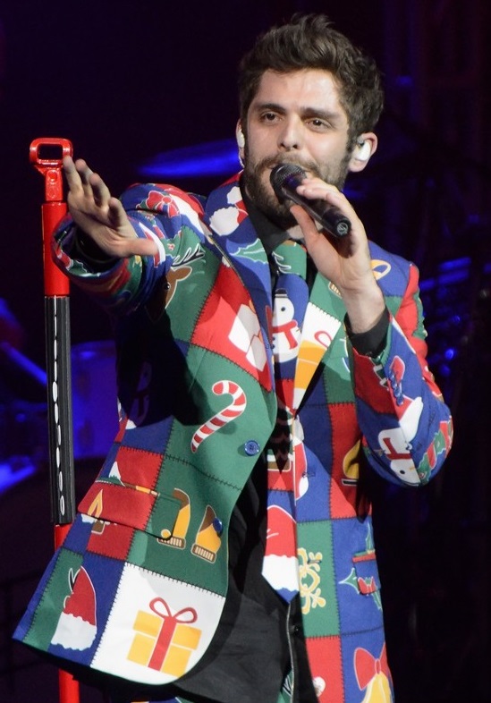 VJBrendan.com: Thomas Rhett Performing at the Rosemont Theatre in Chicago