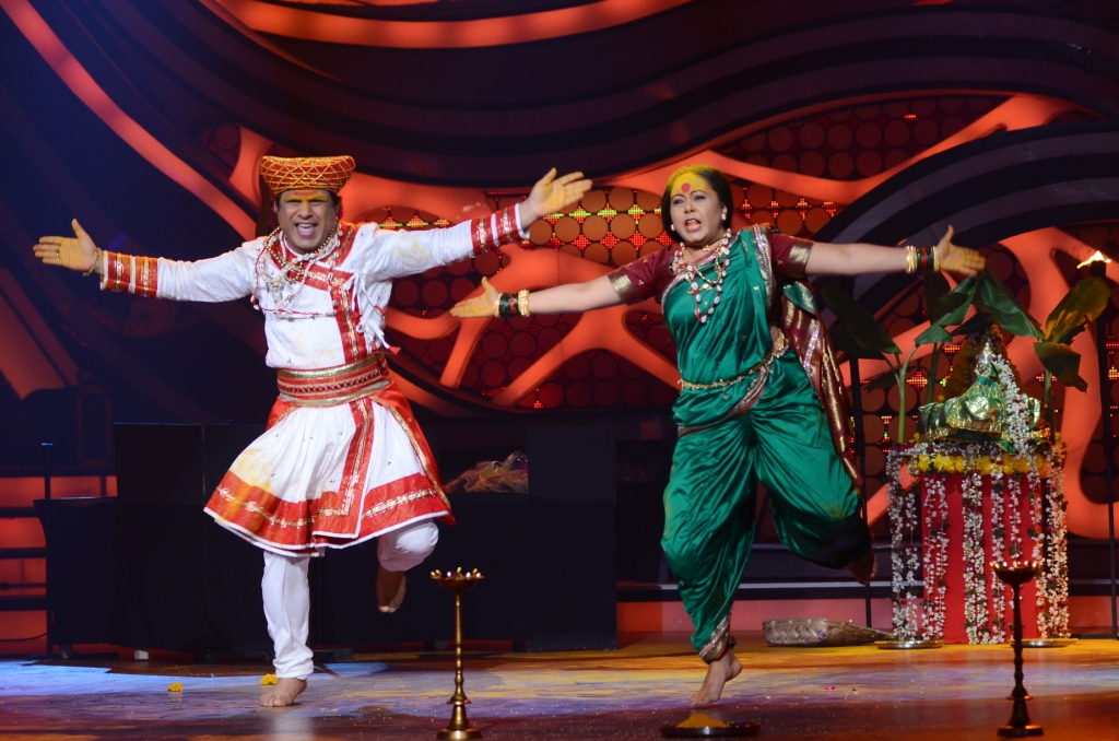 Newsbynatasha: Bhabho's Gondhal