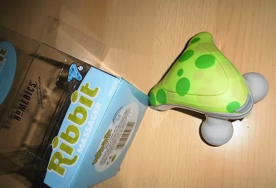 Blubbidiwupps Testblog: Massage leicht gemacht mit dem Ribbit von Homedics