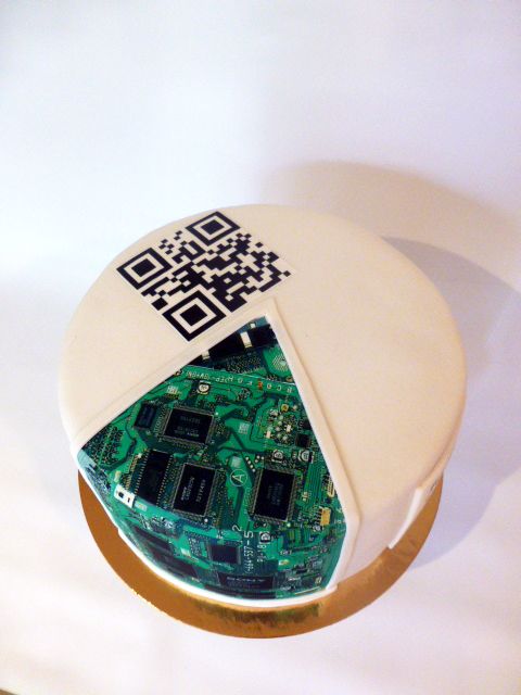 CakeSophia: QR code cake