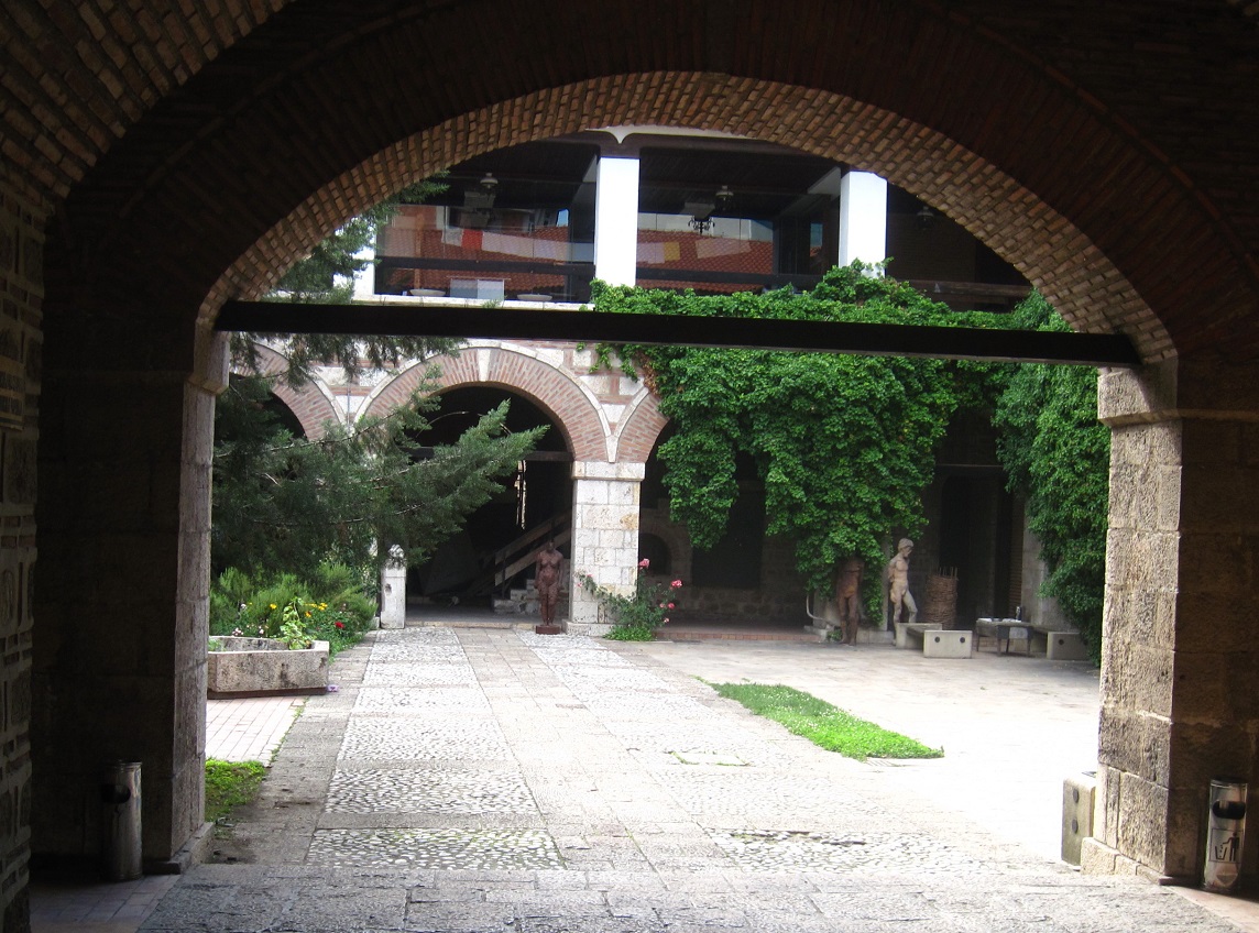 Skopje, a inusitada capital da Macedônia | Álbum de Viagens