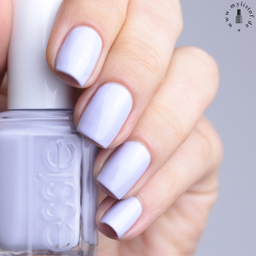 My List Of ....: [ Swatch & Review ] Essie Winter 2015 "Virgin Snow ...