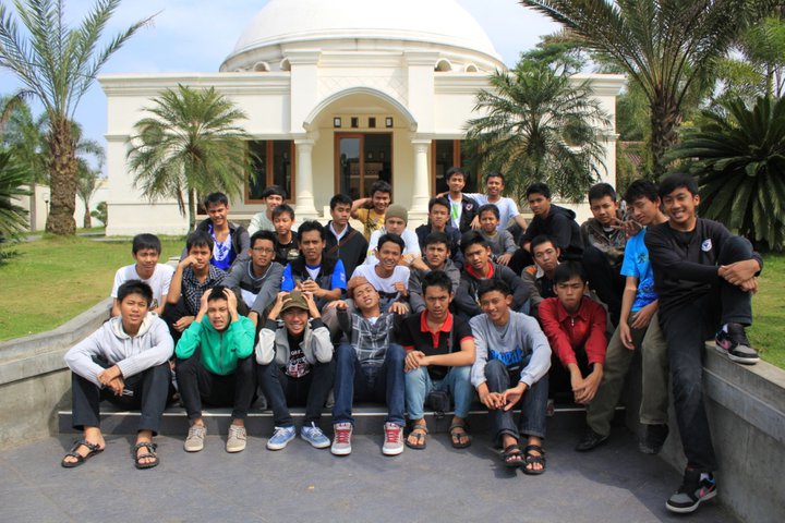 SMA PESANTREN TERPADU HAYATAN THAYYIBAH ~ Khairul Atma