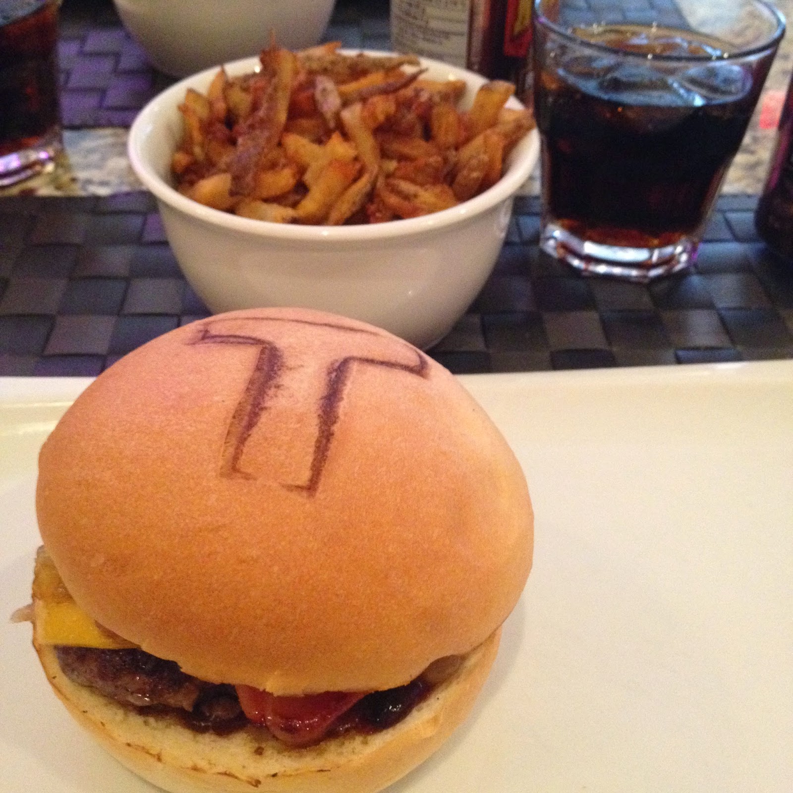 #BurgerTours: Burger Review #6: Toma Burger Addiction