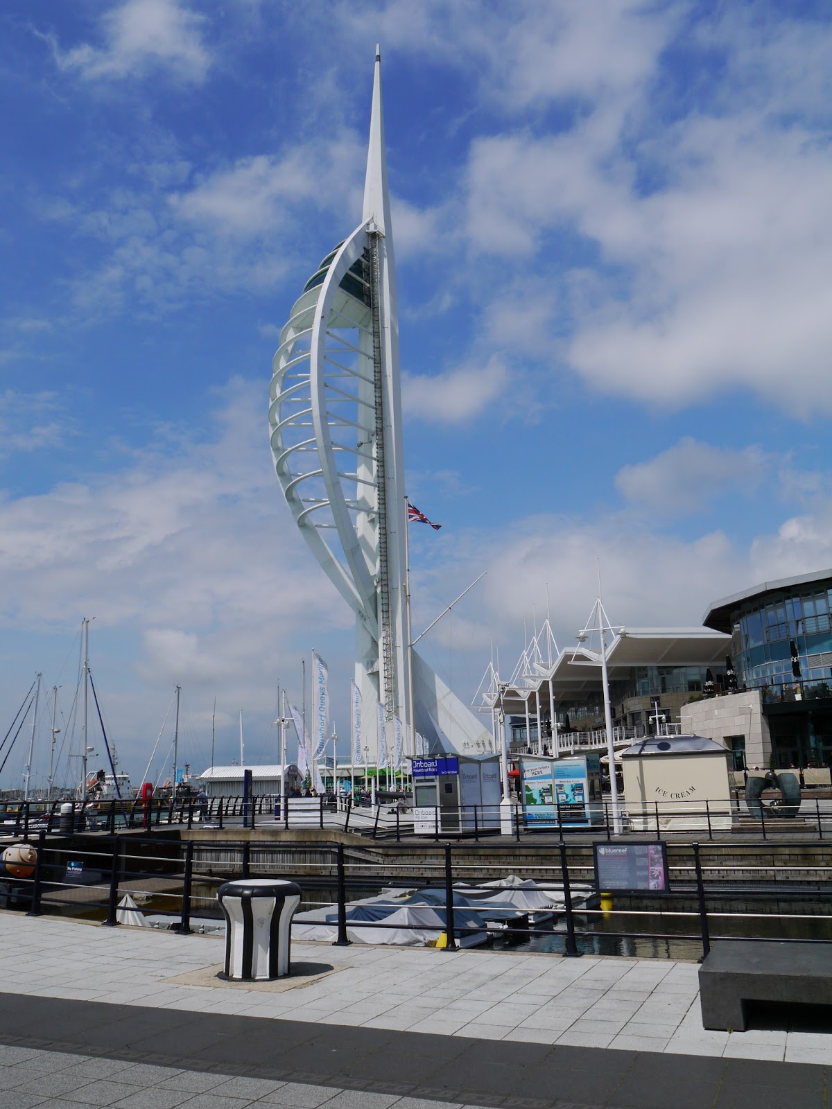 Maria's Blog: Gunwharf Quays - Portsmouth
