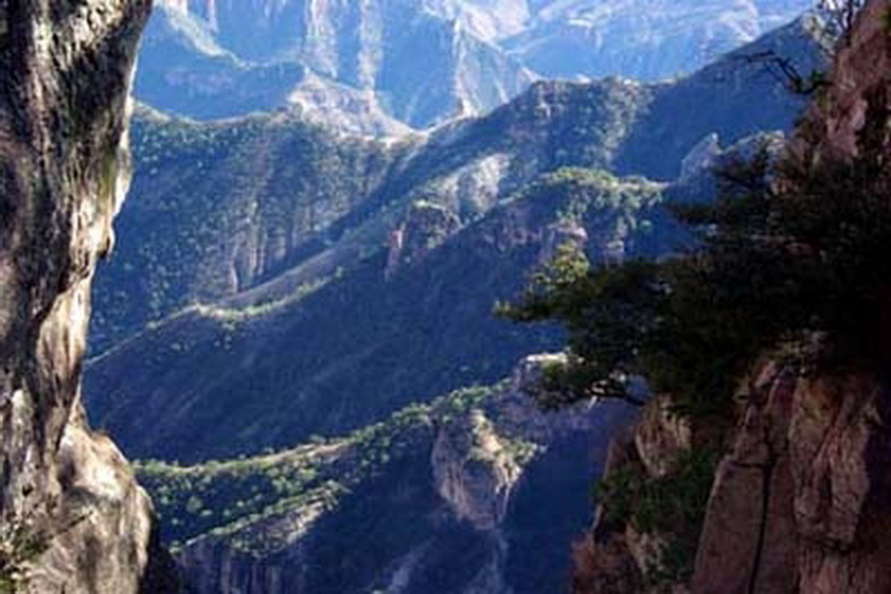 Travel Places and Tours and Travels-Hotels for Traveling