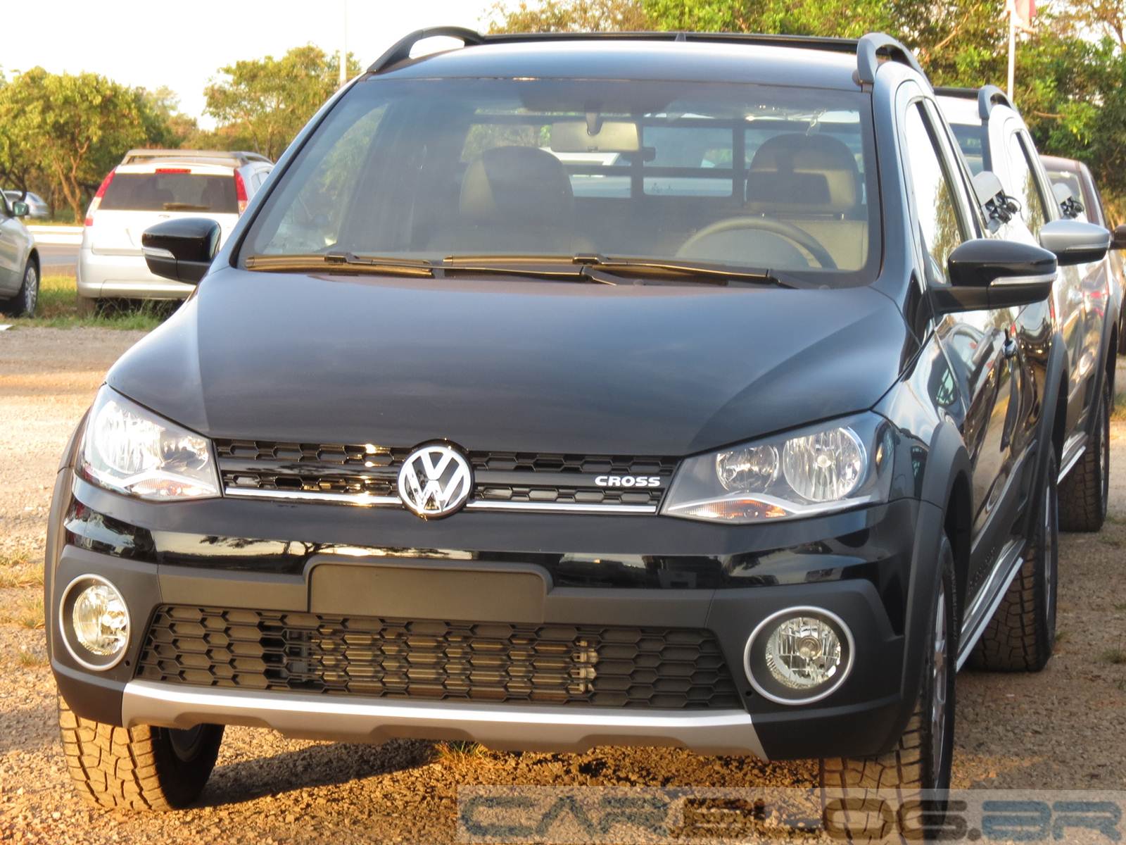 Fiat Strada Adventure x Saveiro Cross: comparativo