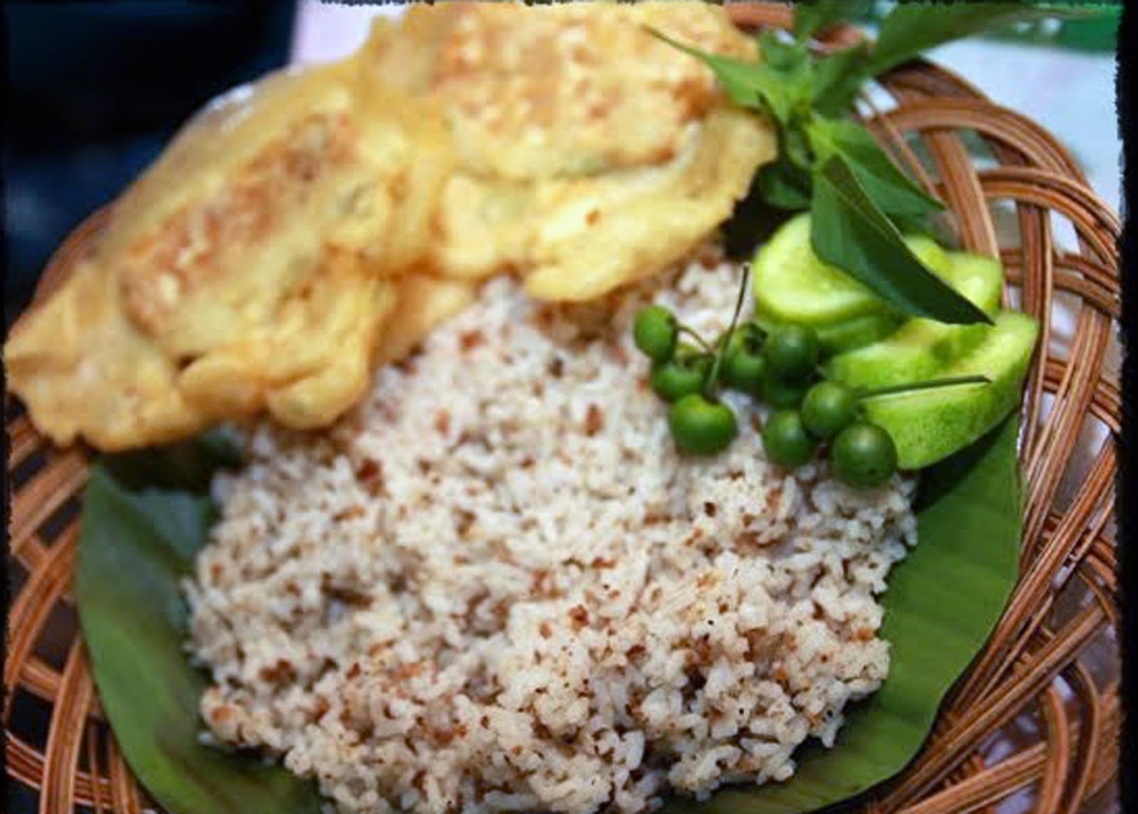 Menikmati Nasi TO (Tutug Oncom) di Tasikmalaya | Adin Blog's