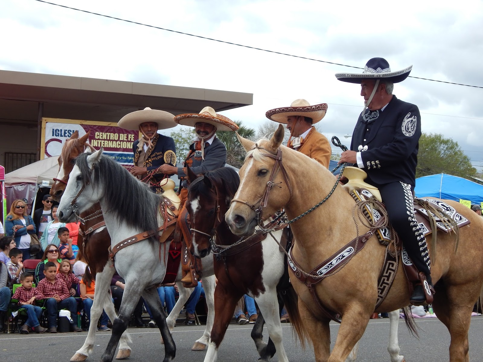 Brownsville Station: 2016 Charro Days Saturday Parade