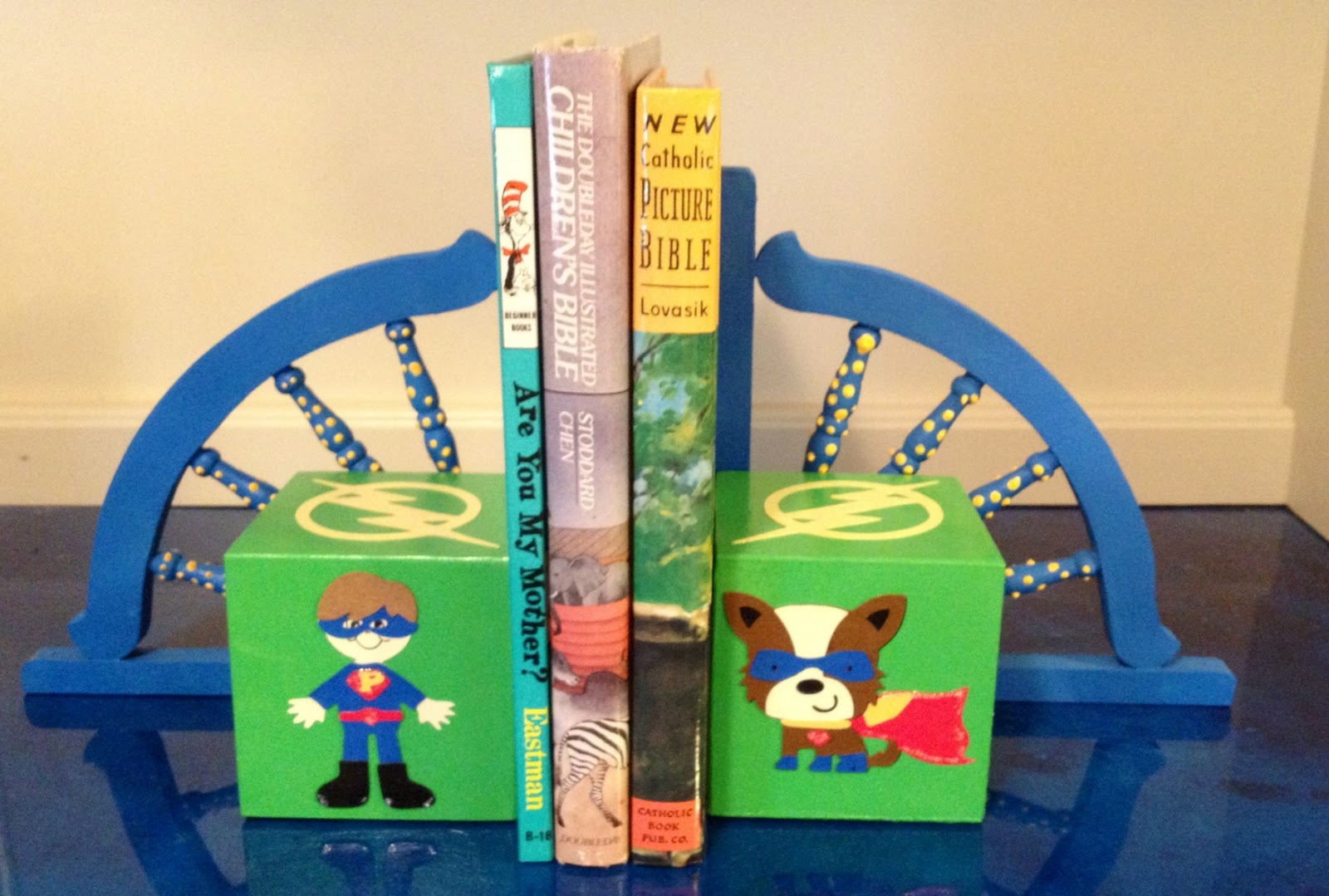 ~ Marilyn's Crafts ~: Super Hero Book Ends