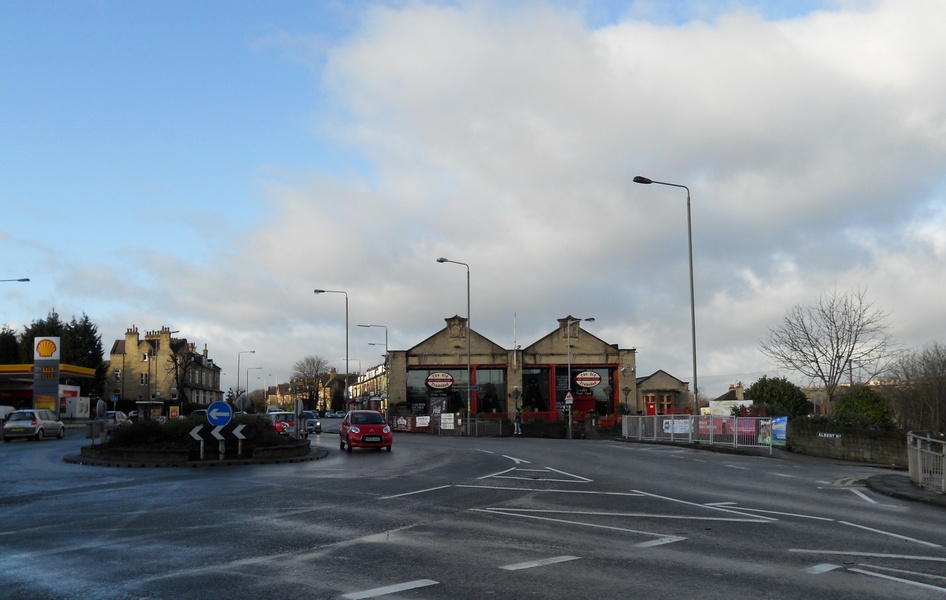 SALTAIRE & BEYOND: Saltaire 2 January 2012