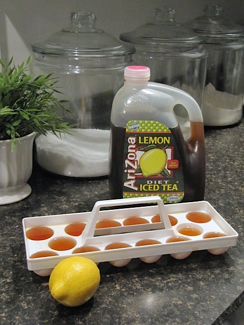 Sew Many Ways...: Thirsty Thursday...Iced Tea Cubes