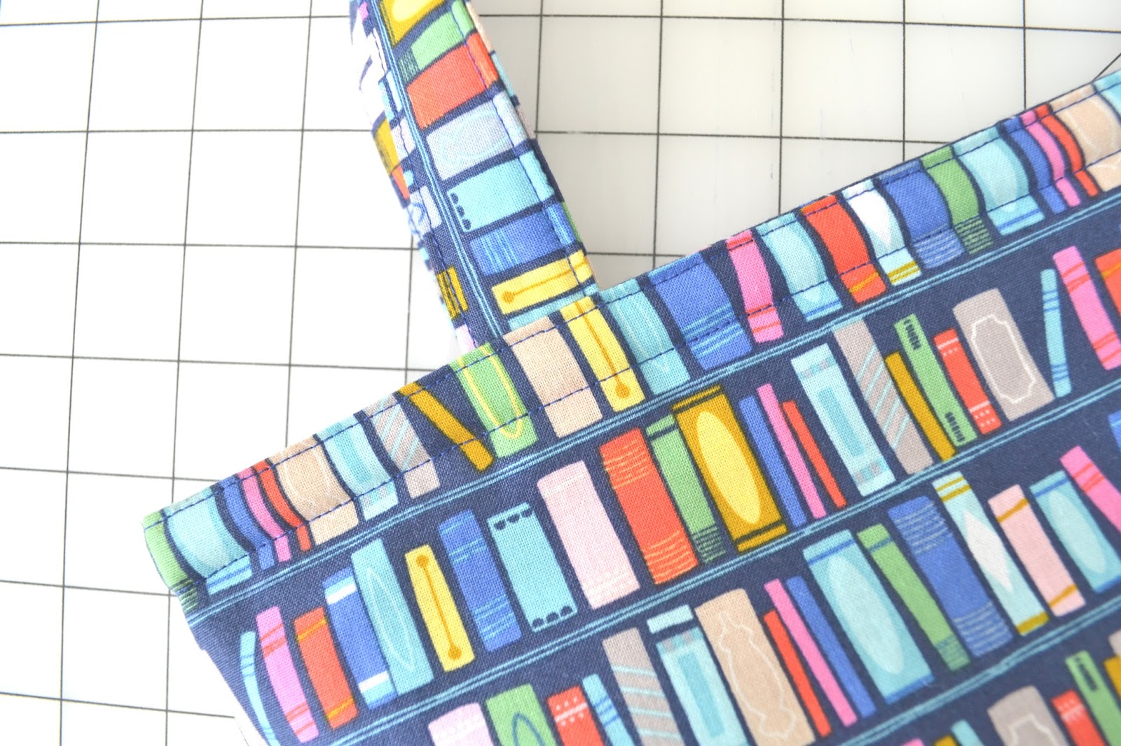 Tea Rose Home: Tutorial ~ Book Lady's Library Bag