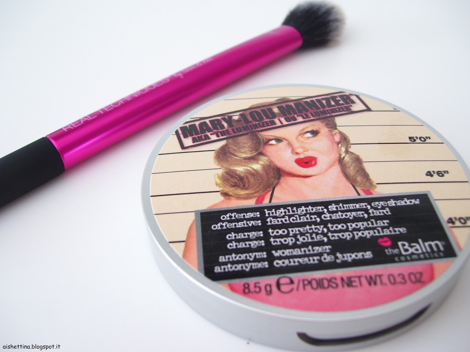 REVIEW: the Balm Mary-Lou Manizer highlighter - Aishettina