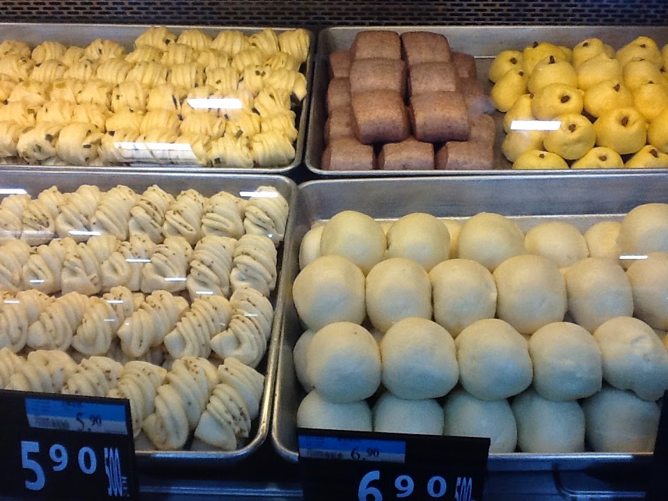 From Sinking Sand . . .: Food pics