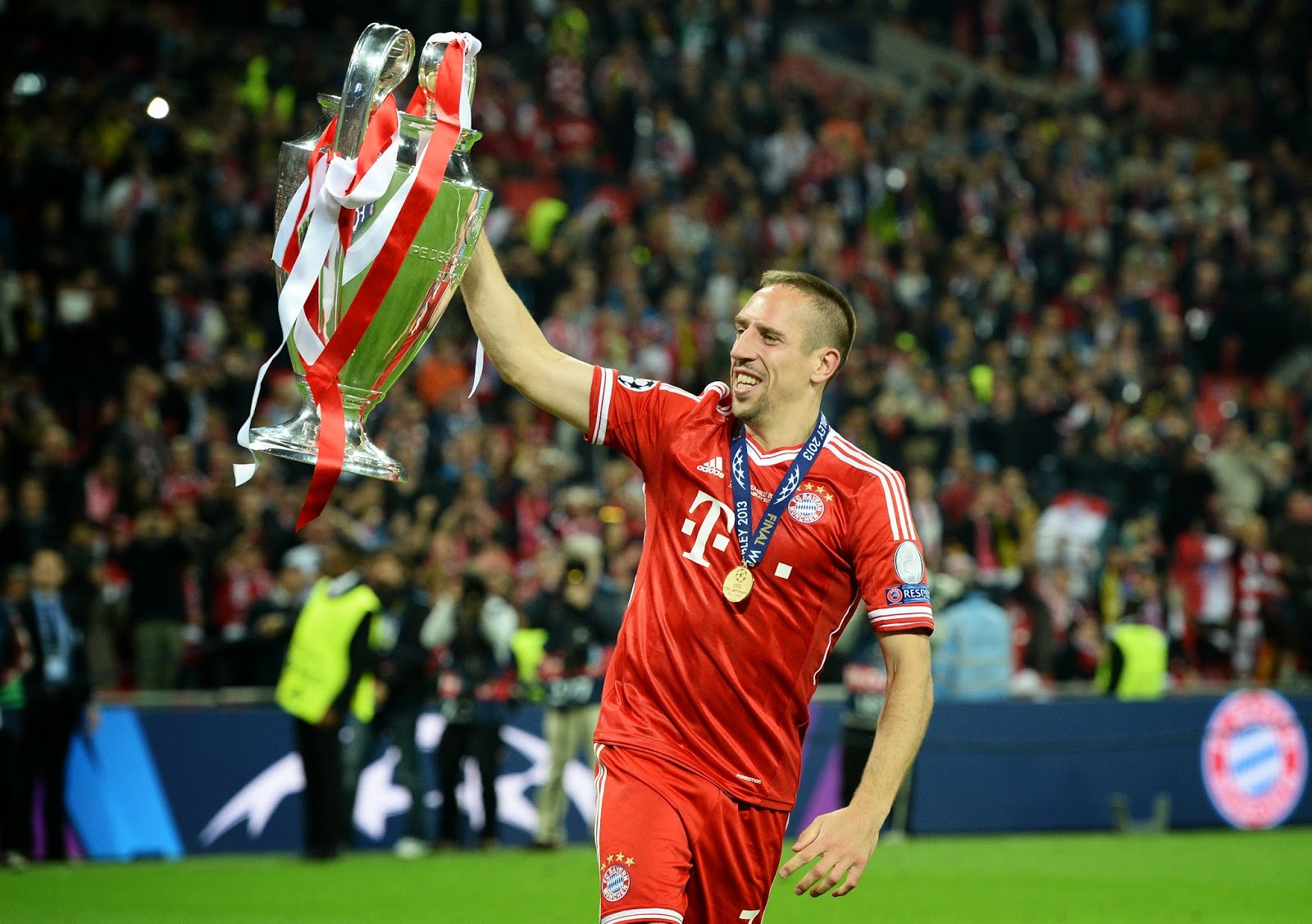 Una Pasión, Un Deporte: Bilal Frank Ribery ENTR 4