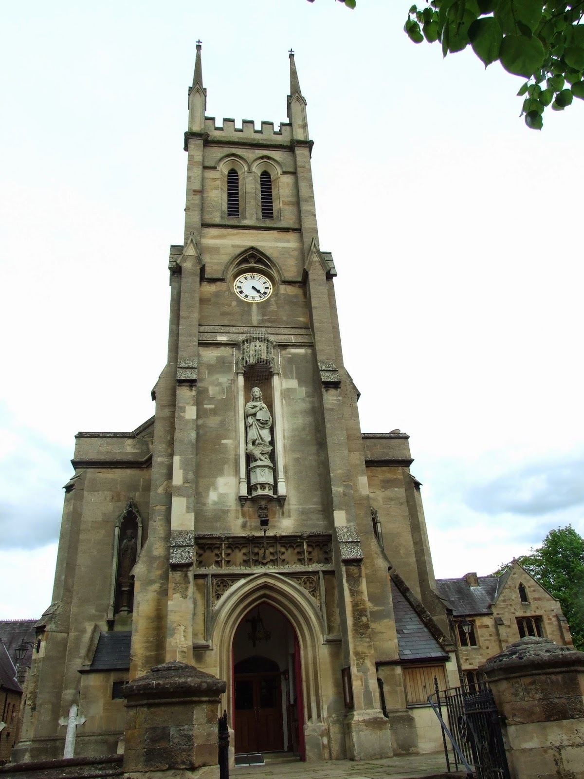 Victorian Churches: 241 - Hickman & Derick: St John RC, Banbury ...