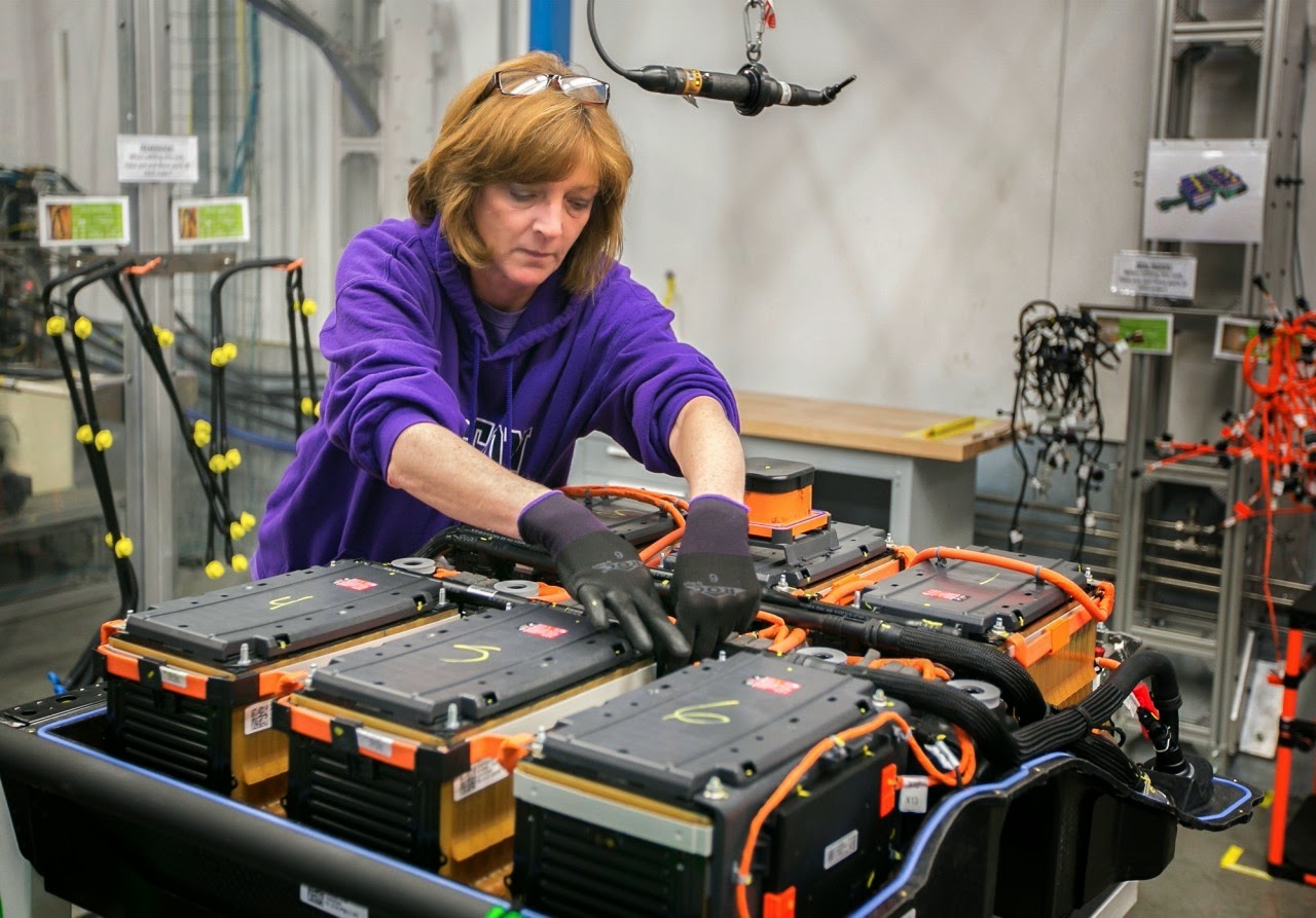 GM to Build Chevy Spark EV 19 kWh Batteries In House | Electric Vehicle ...