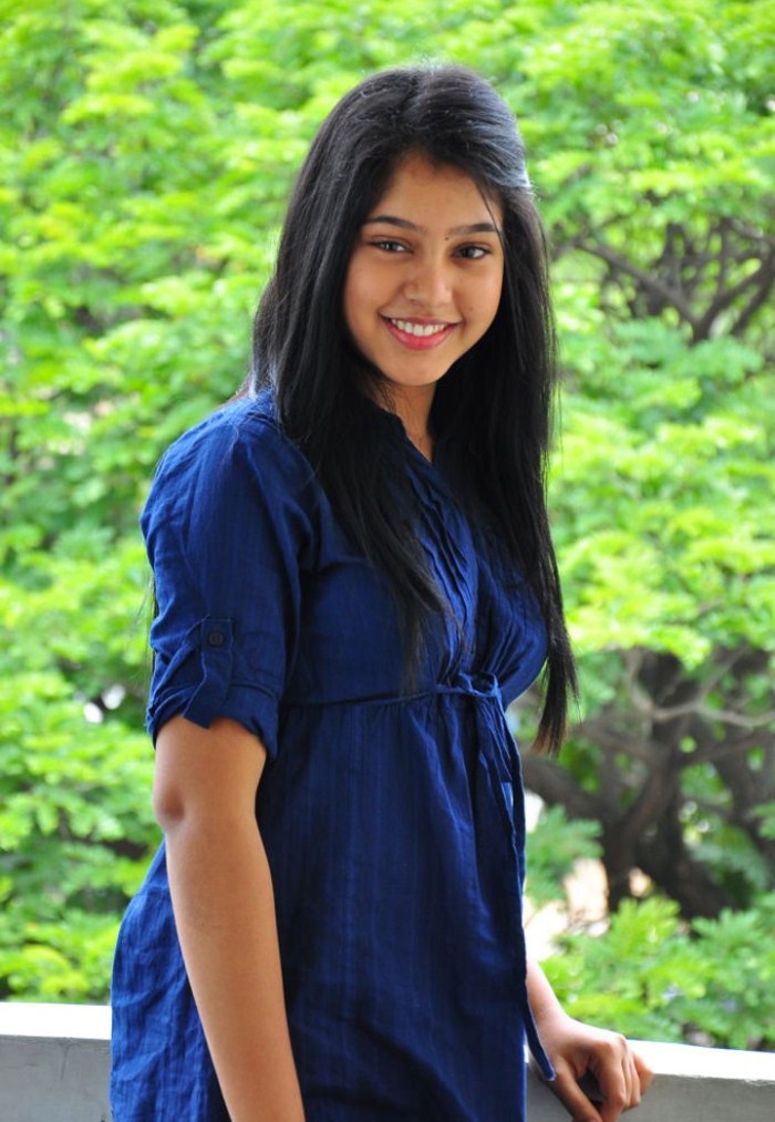 Actress Photos Stills Gallery: Neethi Taylor Cute Photo Stills in Mem ...