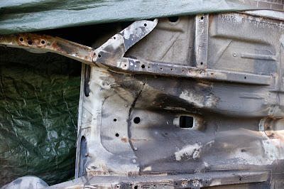 Volvo 240 24v: POHJA / UNDERBODY
