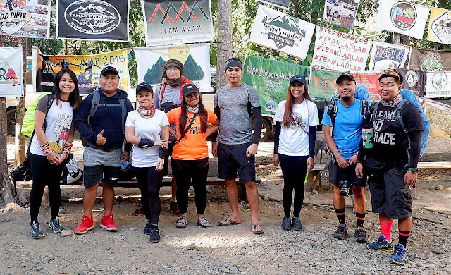 SIRANG LENTE | TRAVEL & HIKE: Hiking Mt. 387 and the Batong Amat