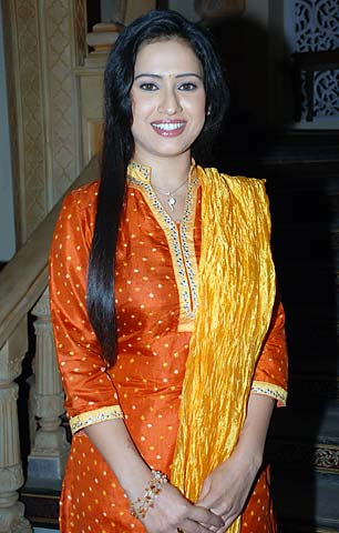 Drama Serial hd wallpapers: Actress Pooja Joshi