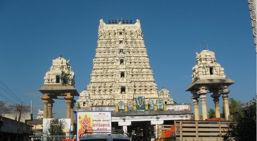 Tamilnadu Tourism: Ulagalantha Perumal Temple (Trivikrama Temple ...