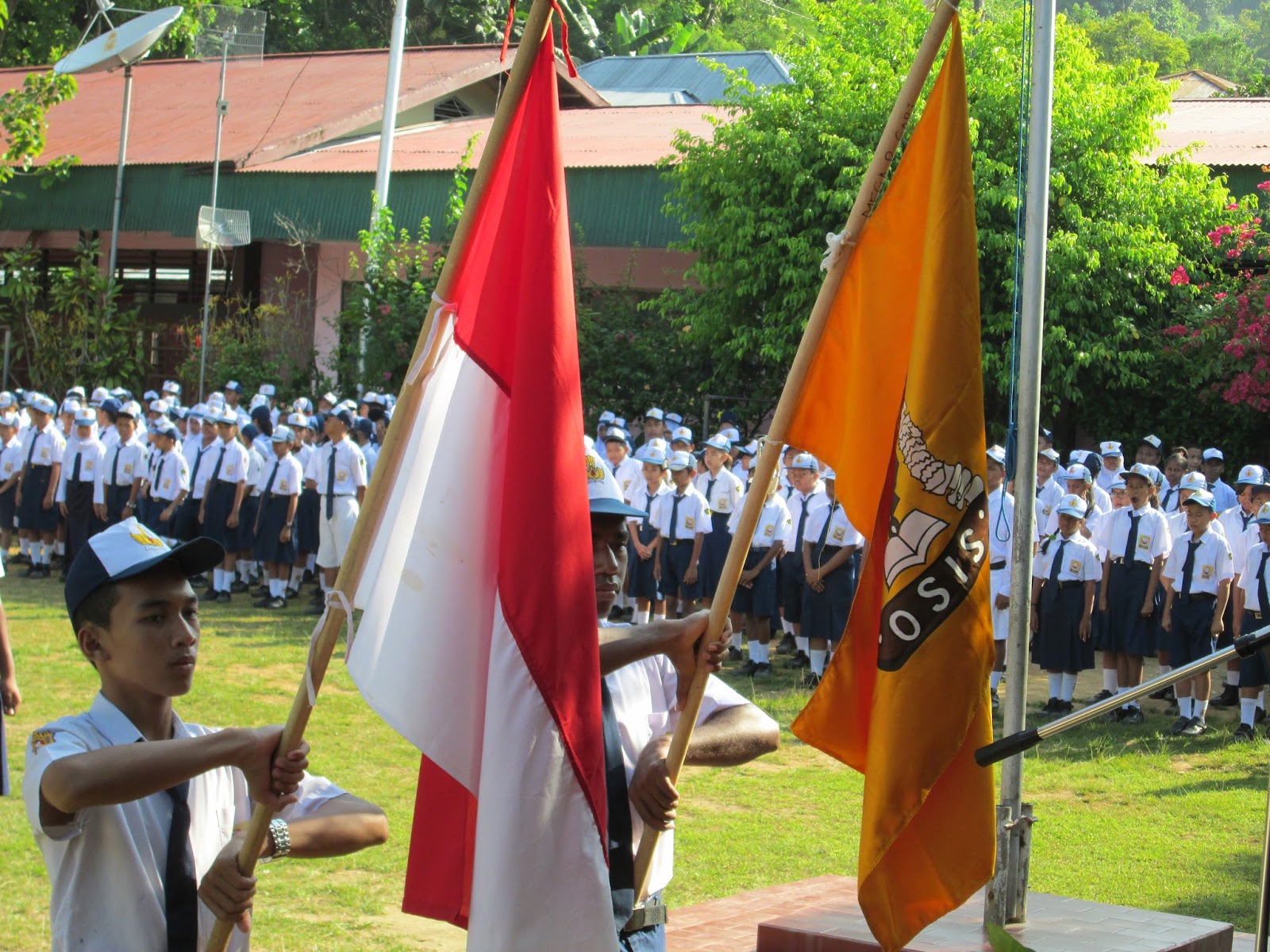 PHOTO PELANTIKAN OSIS SMP NEGERI 5 JAYAPURA - SMP NEGERI 5 JAYAPURA