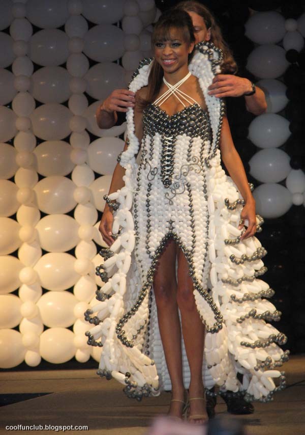 CoolFunClub: Twisted Balloon Outfit Fashion