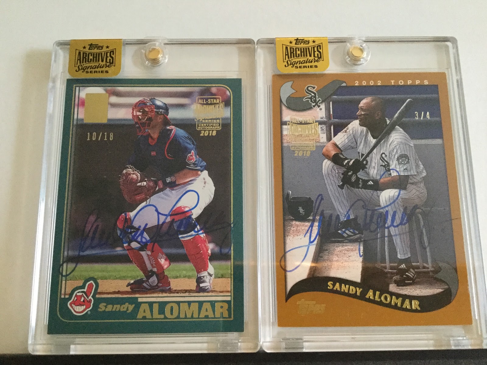 Sandy Alomar Jr. Card Collection: Mixed Bag of Archives Signatures