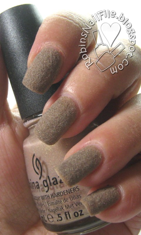 Robin's Nail File: Suede Nails?