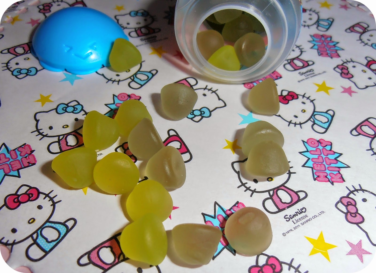 Shell Senseless: Japanese candy: Puccho Gummy Ramune & Melon Soda...