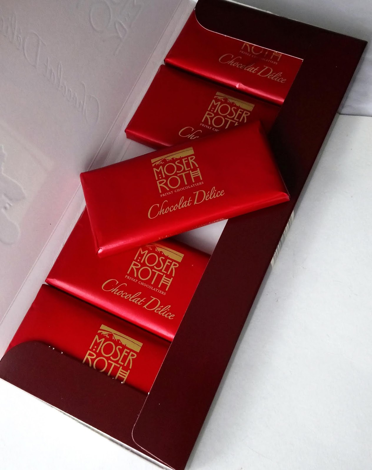 Chwile zasłodzenia: Moser Roth Chocolat Delice Praline Edel Zartbitter ...