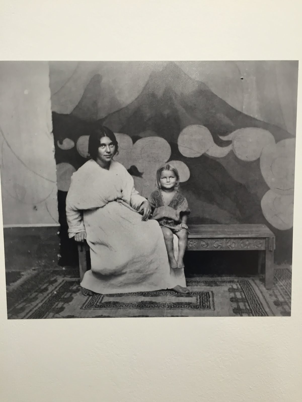 Espaces Magnétiques: Exposition - Paris - « Akademia : performer la vie ...