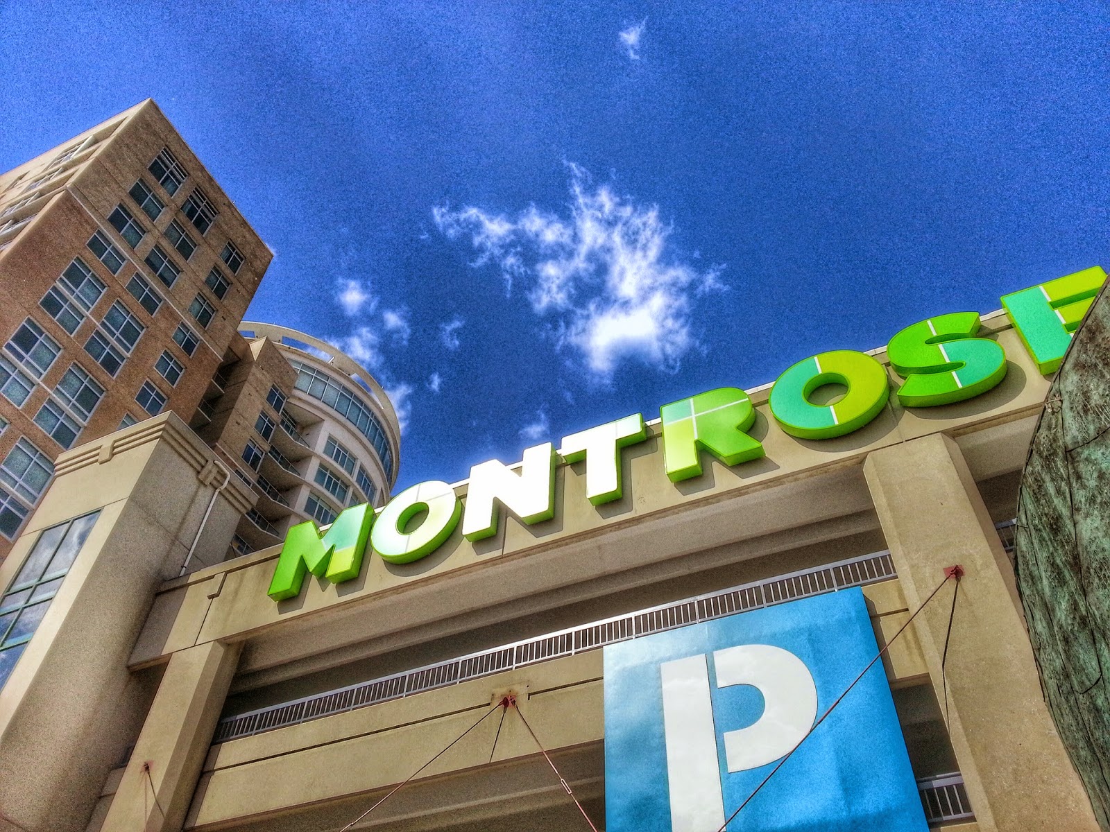 Robert Dyer @ Bethesda Row: New Montrose Crossing retail building ...