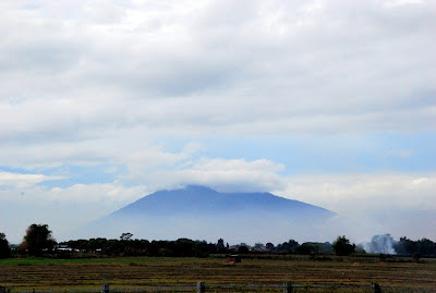 Philippines Place: Mount Arayat