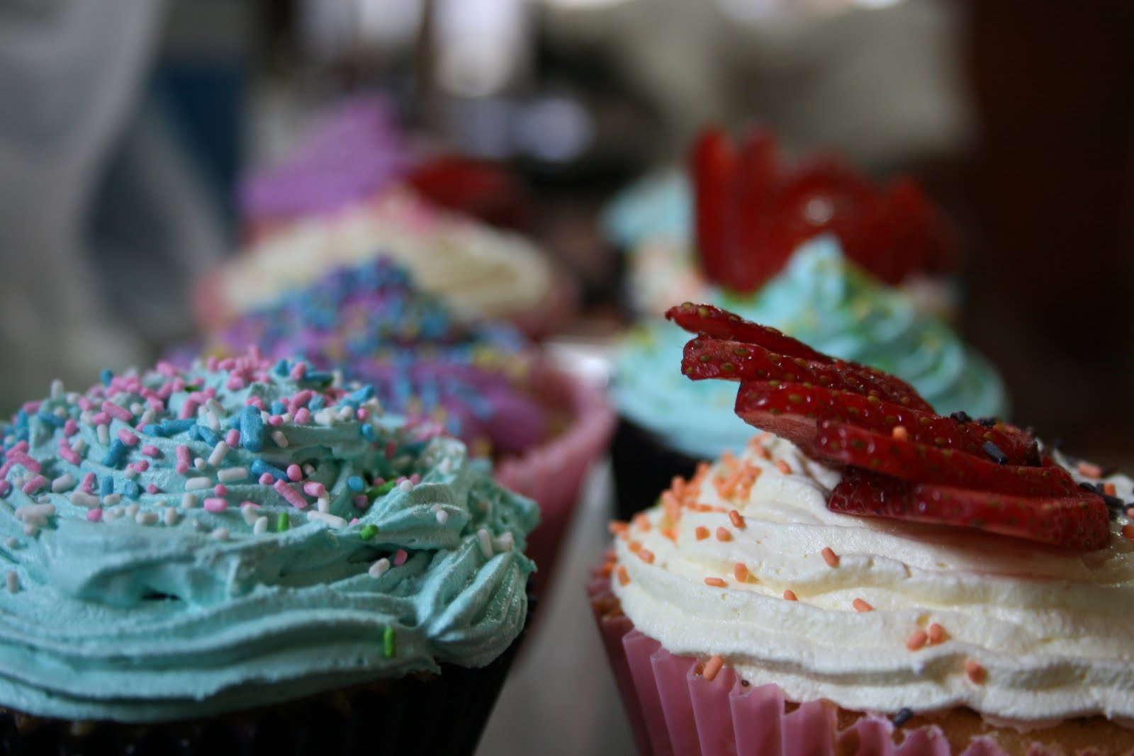 PINK CEREZAS: THE CUPCAKE EVOLUTION!